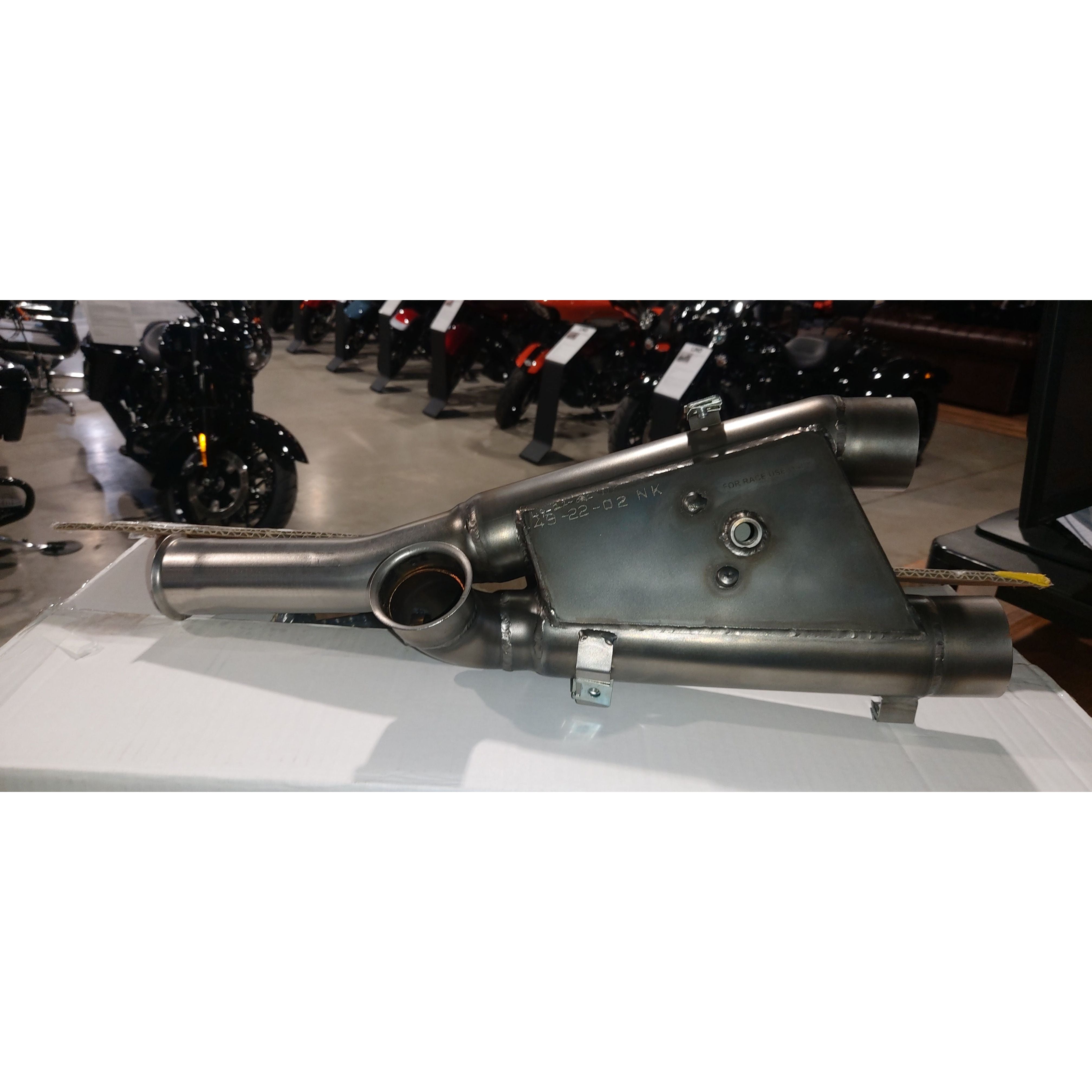 Harley-Davidson RH1250S Sportster de cat header pipes V Performance – LIND